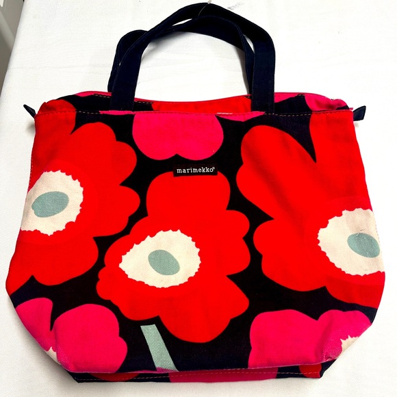 Marimekko | Bags | Marimekko Unikko Poppy Tote Black Canvas Red Floral ...